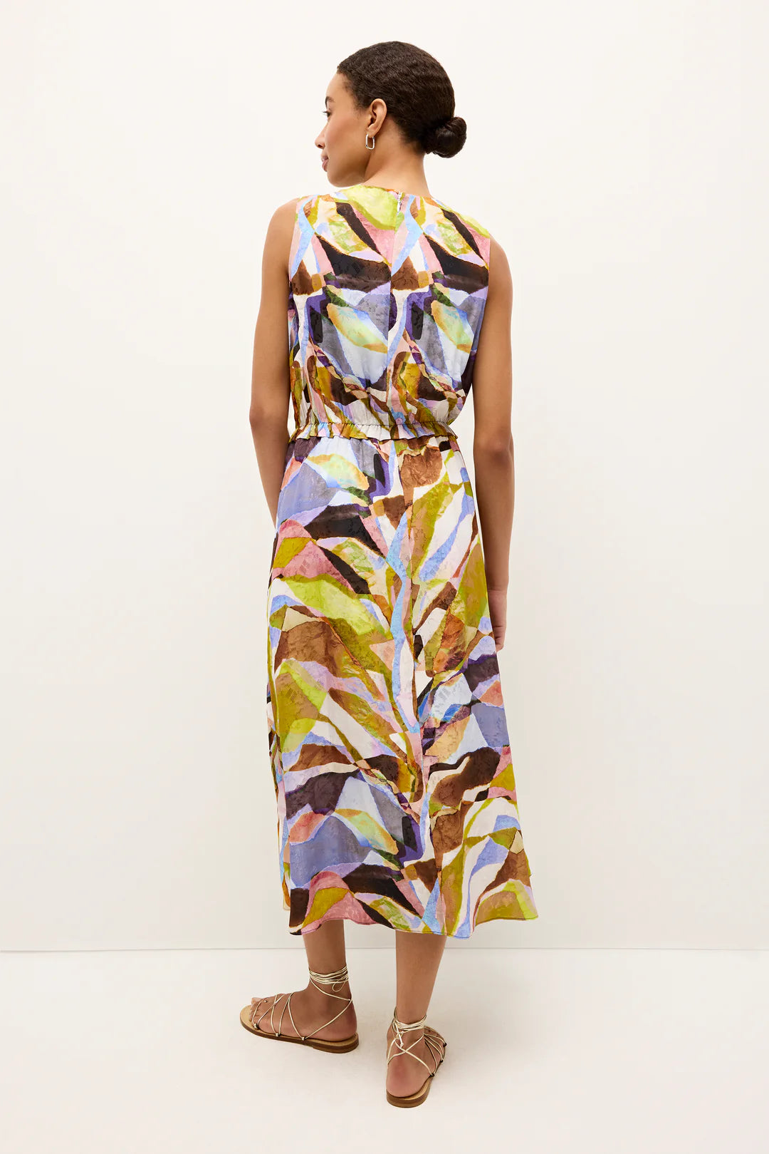 New Arrivals – Threads