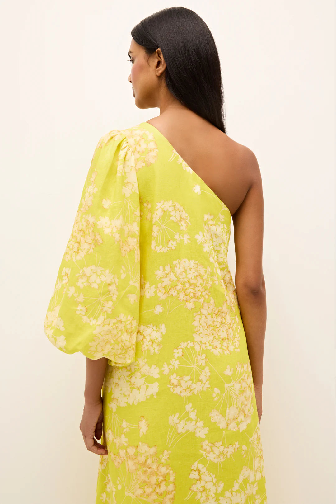 New Arrivals – Threads