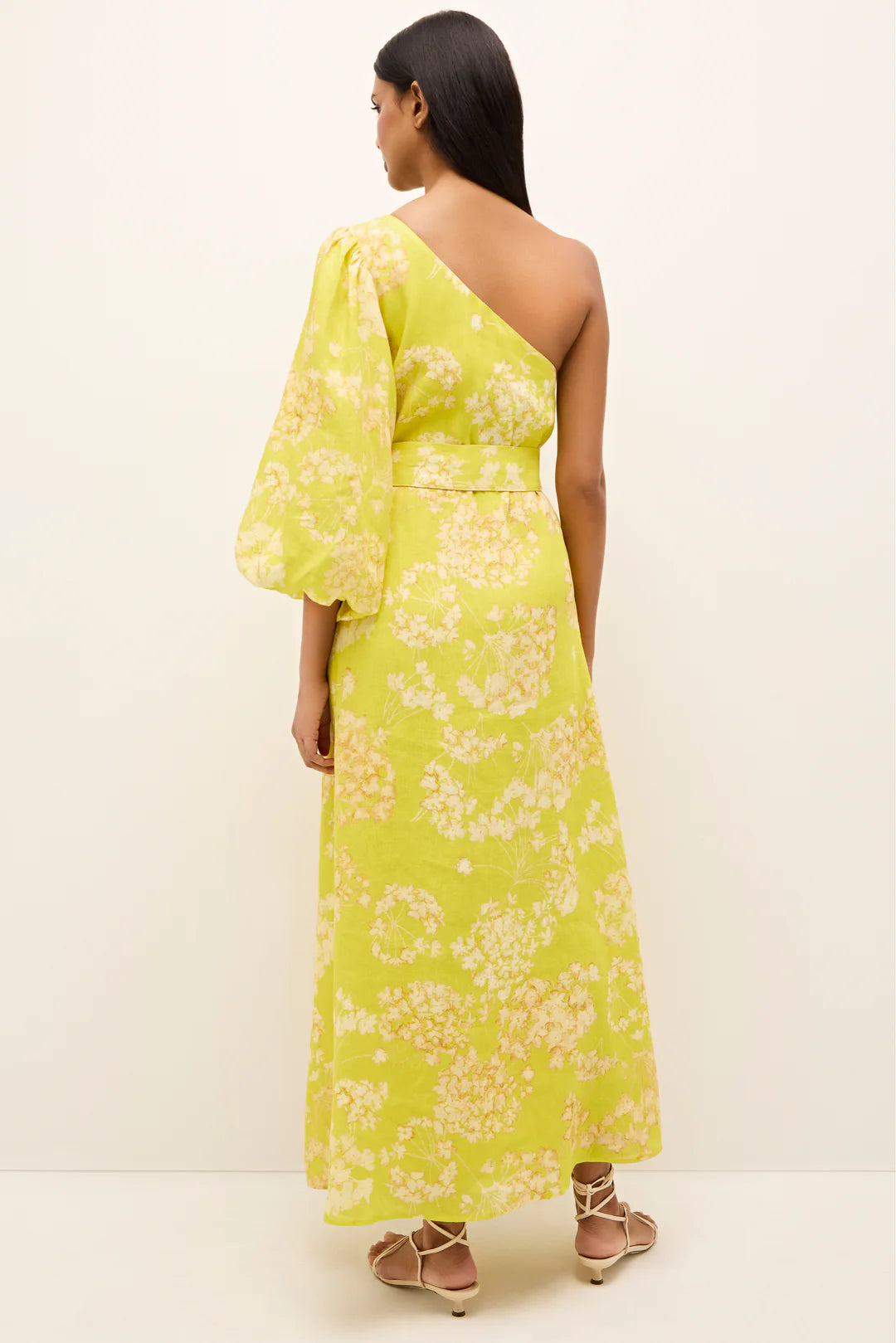 New Arrivals – Threads
